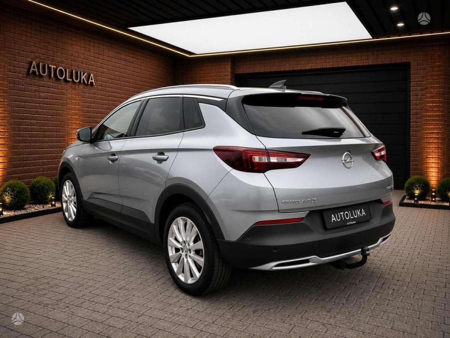 Grey Opel Grandland X 2019 in Marijampole, with an engine capacity of 1.50 L and mileage of 188 thousand km for 13915 €, photo 3 on AUTOMOTO.COM.LV