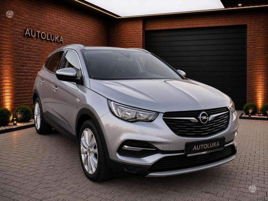 Grey Opel Grandland X 2019 in Marijampole, with an engine capacity of 1.50 L and mileage of 188 thousand km for 13915 €, photo 4 on AUTOMOTO.COM.LV