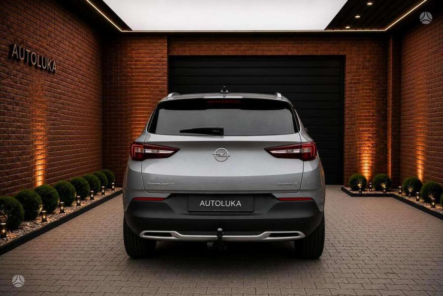 Grey Opel Grandland X 2019 in Marijampole, with an engine capacity of 1.50 L and mileage of 188 thousand km for 13915 €, photo 7 on AUTOMOTO.COM.LV