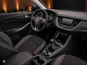 Grey Opel Grandland X 2019 in Marijampole, with an engine capacity of 1.50 L and mileage of 188 thousand km for 13915 €, photo 12 on AUTOMOTO.COM.LV