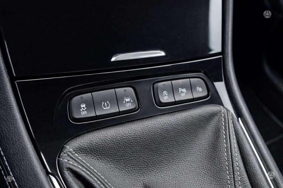 Grey Opel Grandland X 2019 in Marijampole, with an engine capacity of 1.50 L and mileage of 188 thousand km for 13915 €, photo 16 on AUTOMOTO.COM.LV