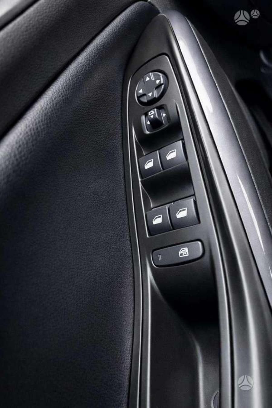 Grey Opel Grandland X 2019 in Marijampole, with an engine capacity of 1.50 L and mileage of 188 thousand km for 13915 €, photo 17 on AUTOMOTO.COM.LV