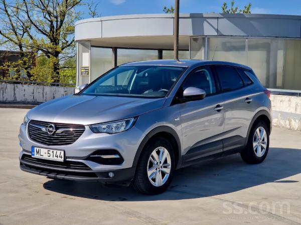 Pelēks Opel Grandland X 2020 Rīga, ar dzinēja tilpumu 1.20 L un nobraukumu 118 tūkst. km par 12999 €, foto 2 vietnē AUTOMOTO.COM.LV