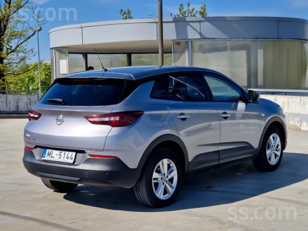 Pelēks Opel Grandland X 2020 Rīga, ar dzinēja tilpumu 1.20 L un nobraukumu 118 tūkst. km par 12999 €, foto 6 vietnē AUTOMOTO.COM.LV