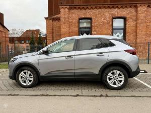 Grey Opel Grandland X 2020 in Kaunas, with an engine capacity of 1.50 L and mileage of 168 thousand km for 12900 €, photo 5 on AUTOMOTO.COM.LV