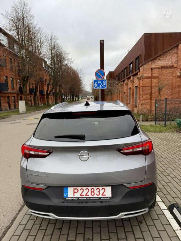 Grey Opel Grandland X 2020 in Kaunas, with an engine capacity of 1.50 L and mileage of 168 thousand km for 12900 €, photo 8 on AUTOMOTO.COM.LV