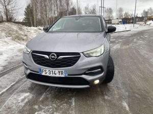 Grey Opel Grandland X 2020 in Taurage, with an engine capacity of 1.50 L and mileage of 196 thousand km for 10900 €, photo 2 on AUTOMOTO.COM.LV