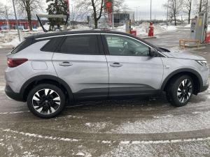 Grey Opel Grandland X 2020 in Taurage, with an engine capacity of 1.50 L and mileage of 196 thousand km for 10900 €, photo 7 on AUTOMOTO.COM.LV