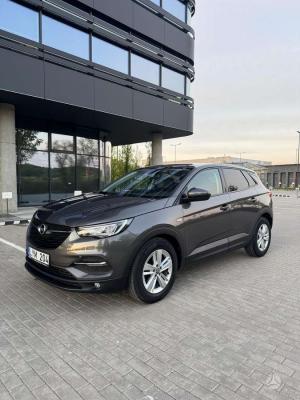 Grey Opel Grandland X 2020 in Kaunas, with an engine capacity of 1.20 L and mileage of 68 thousand km for 12950 €, photo  on AUTOMOTO.COM.LV