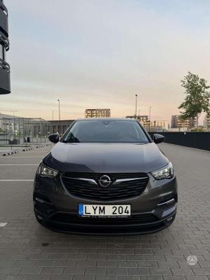 Grey Opel Grandland X 2020 in Kaunas, with an engine capacity of 1.20 L and mileage of 68 thousand km for 12950 €, photo 8 on AUTOMOTO.COM.LV
