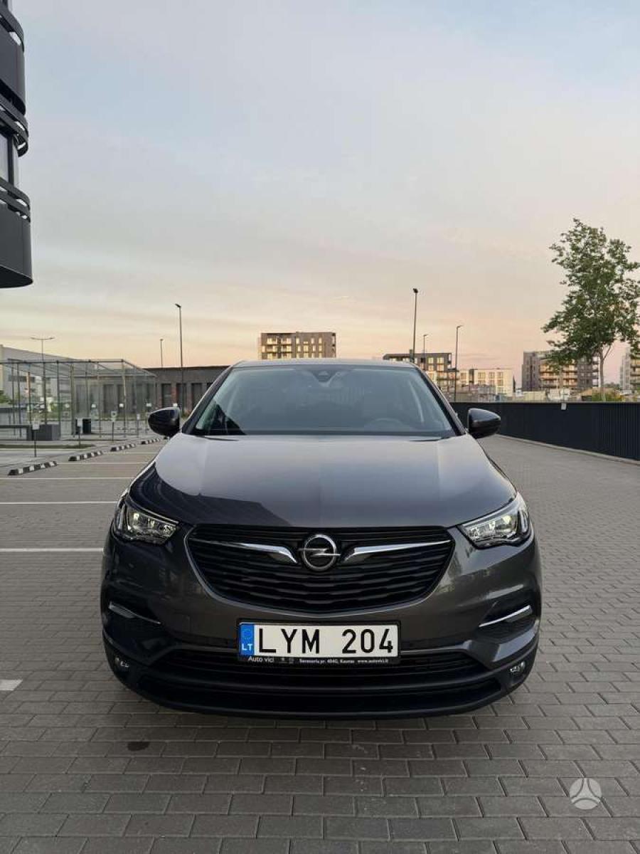 Grey Opel Grandland X 2020 in Kaunas, with an engine capacity of 1.20 L and mileage of 68 thousand km for 12950 €, photo 8 on AUTOMOTO.COM.LV