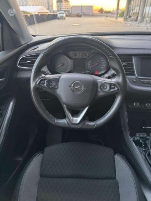 Grey Opel Grandland X 2020 in Kaunas, with an engine capacity of 1.20 L and mileage of 68 thousand km for 12950 €, photo 14 on AUTOMOTO.COM.LV