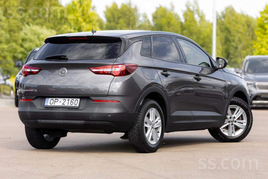 Pelēks Opel Grandland X 2020 Jelgava, ar dzinēja tilpumu 1.20 L un nobraukumu 0 tūkst. km par 12200 €, foto 5 vietnē AUTOMOTO.COM.LV