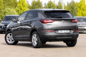 Grey Opel Grandland X 2020 in Jelgava, with an engine capacity of 1.20 L and mileage of 109 thousand km for 12200 €, photo 7 on AUTOMOTO.COM.LV