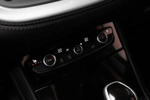 Grey Opel Grandland X 2020 in Jelgava, with an engine capacity of 1.20 L and mileage of 109 thousand km for 12200 €, photo 13 on AUTOMOTO.COM.LV