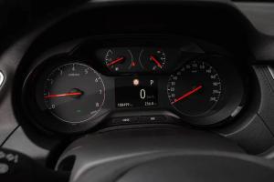 Grey Opel Grandland X 2020 in Jelgava, with an engine capacity of 1.20 L and mileage of 109 thousand km for 12200 €, photo 21 on AUTOMOTO.COM.LV