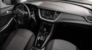 Grey Opel Grandland X 2020 in Jelgava, with an engine capacity of 1.20 L and mileage of 109 thousand km for 12200 €, photo 24 on AUTOMOTO.COM.LV