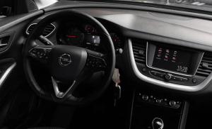 Grey Opel Grandland X 2020 in Jelgava, with an engine capacity of 1.20 L and mileage of 109 thousand km for 12200 €, photo 26 on AUTOMOTO.COM.LV