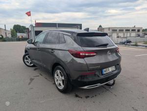 Grey Opel Grandland X 2020 in Kaunas, with an engine capacity of 2.00 L and mileage of 182 thousand km for 12599 €, photo 5 on AUTOMOTO.COM.LV