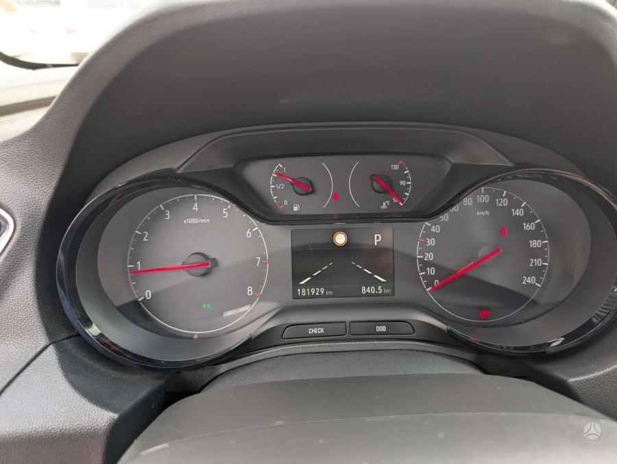 Grey Opel Grandland X 2020 in Kaunas, with an engine capacity of 2.00 L and mileage of 182 thousand km for 12599 €, photo 12 on AUTOMOTO.COM.LV