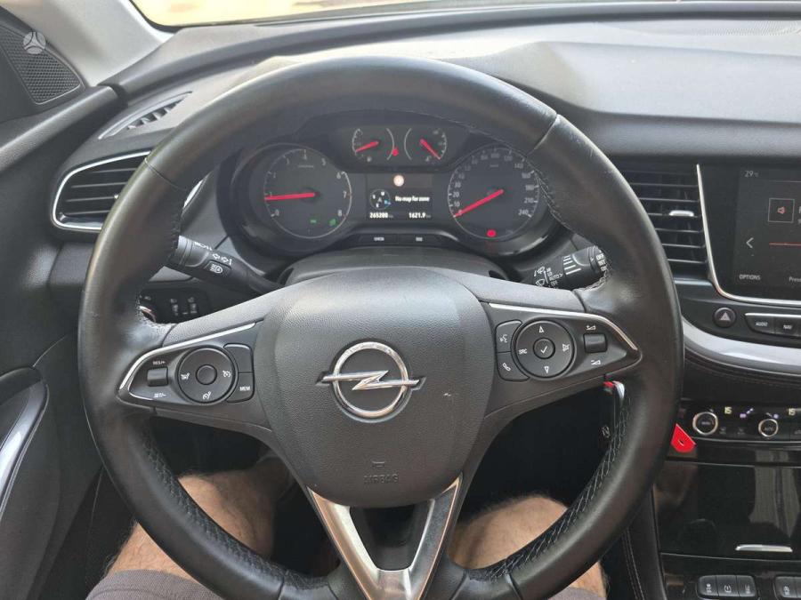 Серый Опель Grandland X 2020 в Укмерге, объемом двигателя 1.50 л и пробегом 240 тыс. км за 9450 €, фото 11 на AUTOMOTO.COM.LV