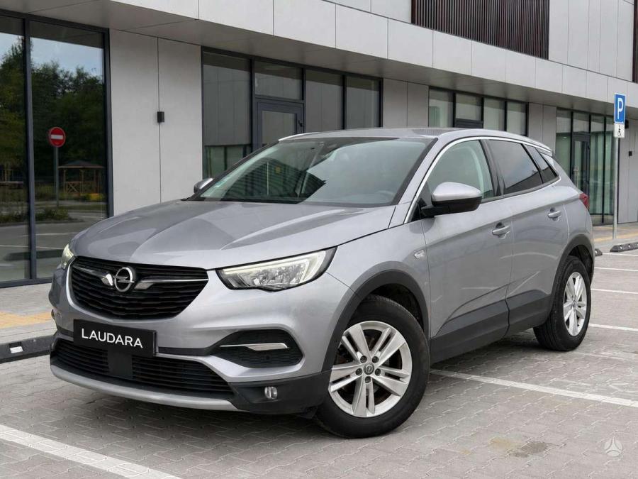 Grey Opel Grandland X 2020 in Vilnius, with an engine capacity of 1.20 L and mileage of 94 thousand km for 9700 €, photo 1 on AUTOMOTO.COM.LV