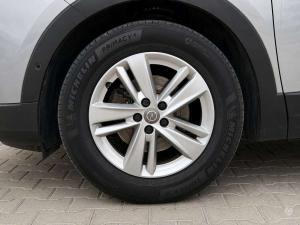 Grey Opel Grandland X 2020 in Vilnius, with an engine capacity of 1.20 L and mileage of 94 thousand km for 9700 €, photo 12 on AUTOMOTO.COM.LV