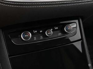 Grey Opel Grandland X 2020 in Vilnius, with an engine capacity of 1.20 L and mileage of 94 thousand km for 9700 €, photo 24 on AUTOMOTO.COM.LV