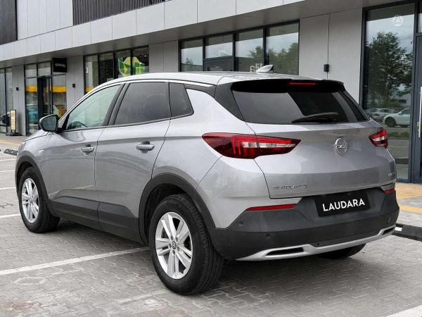 Opel Grandland X 2020 Viļņa vietnē Pelēks Opel Grandland X 2020 Viļņa, ar dzinēja tilpumu 1.20 L un nobraukumu 94 tūkst. km par 9700 €, foto 7 vietnē AUTOMOTO.COM.LV