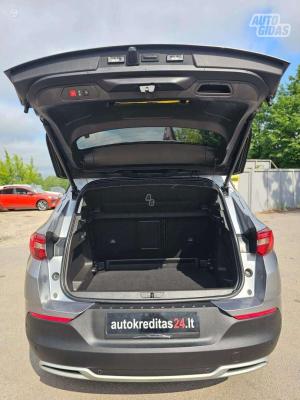 Grey Opel Grandland X 2020 in Siauliai, with an engine capacity of 1.50 L and mileage of 230 thousand km for 13450 €, photo 14 on AUTOMOTO.COM.LV
