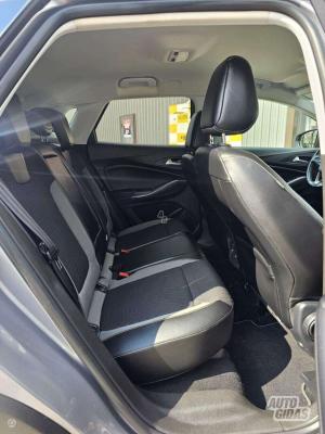 Grey Opel Grandland X 2020 in Siauliai, with an engine capacity of 1.50 L and mileage of 230 thousand km for 13450 €, photo 22 on AUTOMOTO.COM.LV