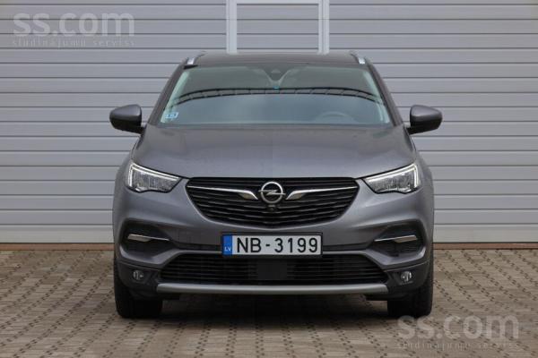 Grey Opel Grandland X 2021 in Riga, with an engine capacity of 1.60 L and mileage of 0 thousand km for 18990 €, photo 3 on AUTOMOTO.COM.LV
