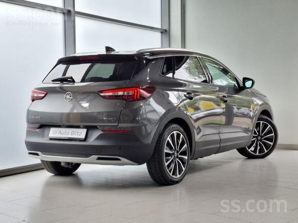 Pelēks Opel Grandland X 2021 Rīga, ar dzinēja tilpumu 1.60 L un nobraukumu 29 tūkst. km par 22000 €, foto 2 vietnē AUTOMOTO.COM.LV