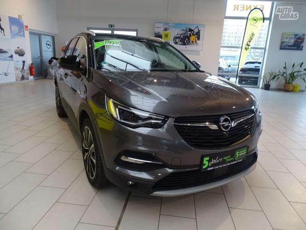 Grey Opel Grandland X 2021 in Kaunas, with an engine capacity of 1.20 L and mileage of 60 thousand km for 21594 €, photo 5 on AUTOMOTO.COM.LV