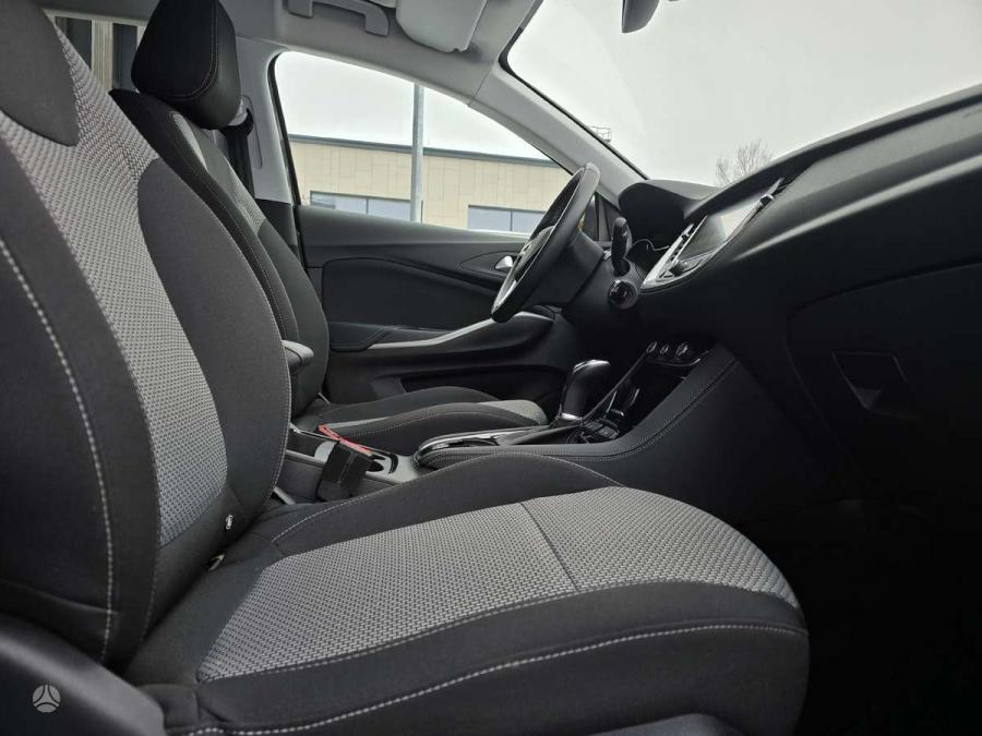 Pelēks Opel Grandland X 2021 Tauragė, ar dzinēja tilpumu 1.50 L un nobraukumu 228 tūkst. km par 12200 €, foto 22 vietnē AUTOMOTO.COM.LV