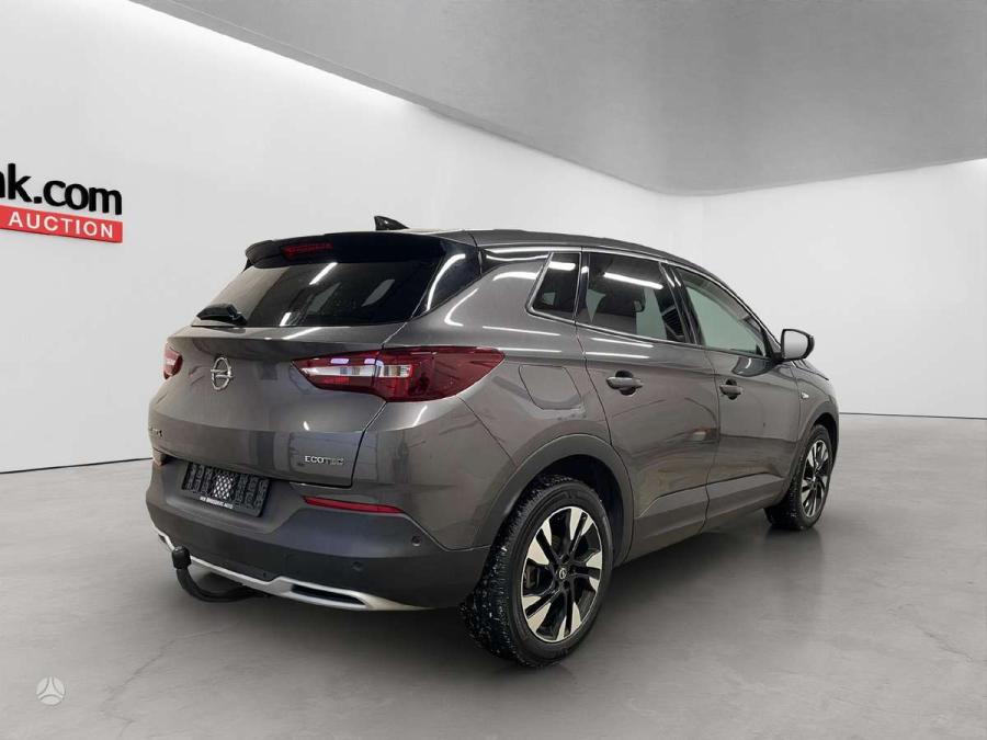 Pelēks Opel Grandland X 2021 Marijampole, ar dzinēja tilpumu 1.20 L un nobraukumu 183 tūkst. km par 12705 €, foto 4 vietnē AUTOMOTO.COM.LV