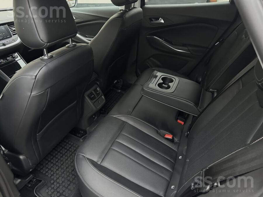 Серый Опель Grandland X 2021 в Рига, объемом двигателя 1.60 л и пробегом 74 тыс. км за 20550 €, фото 23 на AUTOMOTO.COM.LV