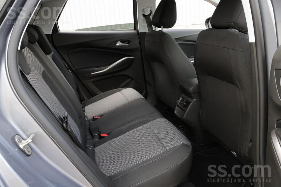 Pelēks Opel Grandland X 2021 Tukums, ar dzinēja tilpumu 1.20 L un nobraukumu 74 tūkst. km par 13990 €, foto 8 vietnē AUTOMOTO.COM.LV