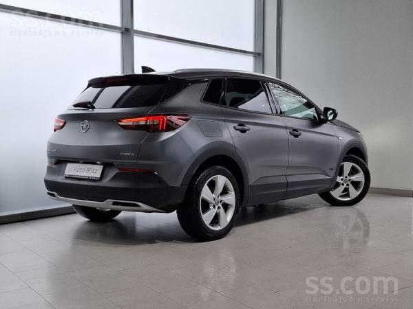 Pelēks Opel Grandland X 2021 Rīga, ar dzinēja tilpumu 1.60 L un nobraukumu 28 tūkst. km par 18990 €, foto 2 vietnē AUTOMOTO.COM.LV