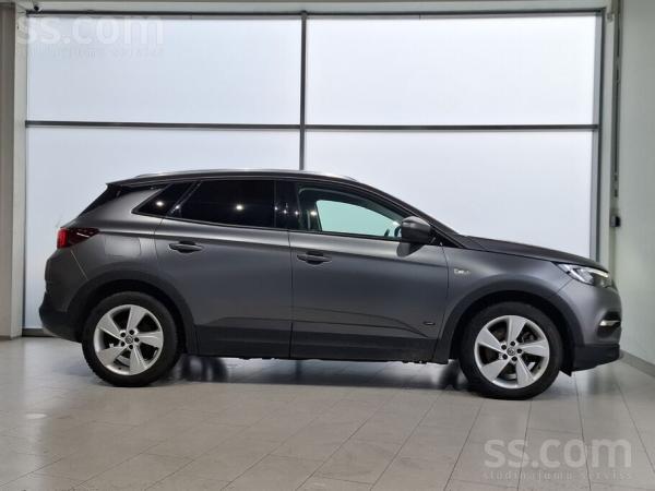 Pelēks Opel Grandland X 2021 Rīga, ar dzinēja tilpumu 1.60 L un nobraukumu 28 tūkst. km par 18990 €, foto 5 vietnē AUTOMOTO.COM.LV