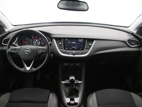 Pelēks Opel Grandland X 2021 Viļņa, ar dzinēja tilpumu 1.20 L un nobraukumu 101 tūkst. km par 13199 €, foto 2 vietnē AUTOMOTO.COM.LV