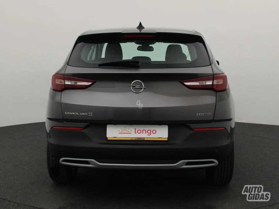 Grey Opel Grandland X 2021 in Vilnius, with an engine capacity of 1.20 L and mileage of 101 thousand km for 13199 €, photo 6 on AUTOMOTO.COM.LV