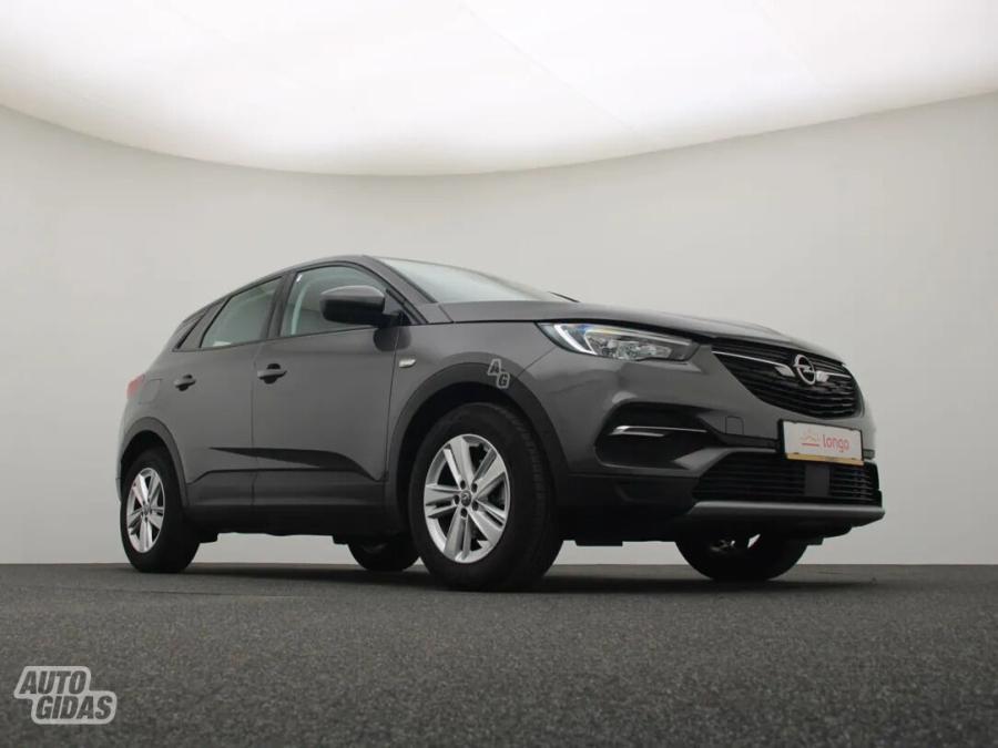 Grey Opel Grandland X 2021 in Vilnius, with an engine capacity of 1.20 L and mileage of 101 thousand km for 13199 €, photo 12 on AUTOMOTO.COM.LV