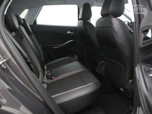 Grey Opel Grandland X 2021 in Vilnius, with an engine capacity of 1.20 L and mileage of 101 thousand km for 13199 €, photo 16 on AUTOMOTO.COM.LV