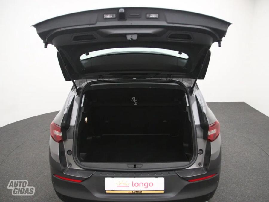 Grey Opel Grandland X 2021 in Vilnius, with an engine capacity of 1.20 L and mileage of 101 thousand km for 13199 €, photo 32 on AUTOMOTO.COM.LV