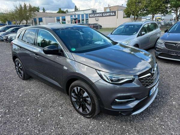 Grey Opel Grandland X 2021 in Siauliai, with an engine capacity of 2.00 L and mileage of 255 thousand km for 13450 €, photo 2 on AUTOMOTO.COM.LV