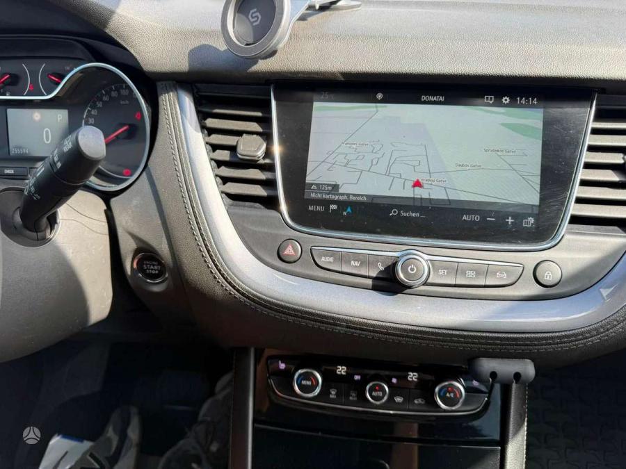 Grey Opel Grandland X 2021 in Siauliai, with an engine capacity of 2.00 L and mileage of 255 thousand km for 13450 €, photo 16 on AUTOMOTO.COM.LV