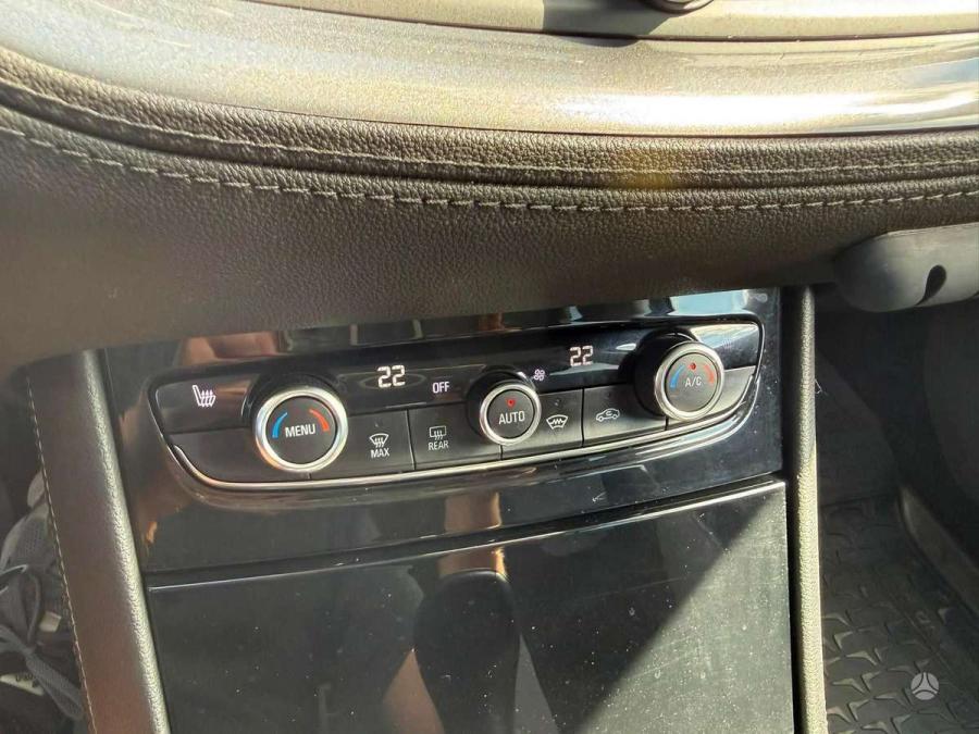 Grey Opel Grandland X 2021 in Siauliai, with an engine capacity of 2.00 L and mileage of 255 thousand km for 13450 €, photo 17 on AUTOMOTO.COM.LV