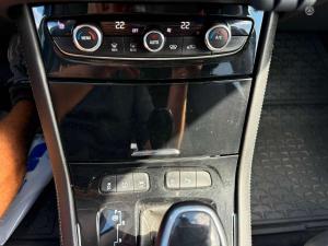 Grey Opel Grandland X 2021 in Siauliai, with an engine capacity of 2.00 L and mileage of 255 thousand km for 13450 €, photo 18 on AUTOMOTO.COM.LV