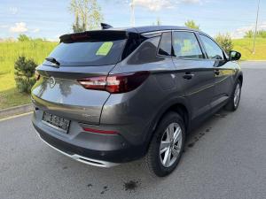 Grey Opel Grandland X 2021 in Kaunas, with an engine capacity of 1.20 L and mileage of 184 thousand km for 10500 €, photo 7 on AUTOMOTO.COM.LV
